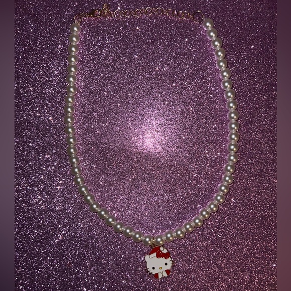 Hello Kitty | Jewelry | Hello Kitty Pearl Necklace | Poshmark